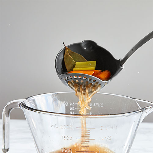 Nylon Straining Ladle - Shop | Pampered Chef Canada Site