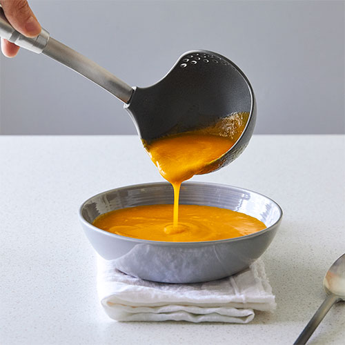 Nylon Straining Ladle - Shop | Pampered Chef Canada Site
