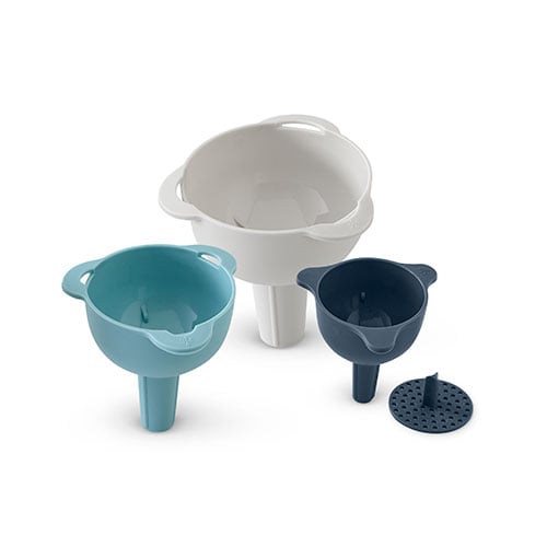 Funnels With Strainer - Shop | Pampered Chef Canada Site