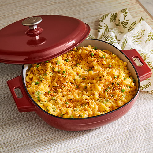 Enameled Cast Iron Skillet with Lid, Red - Shop | Pampered Chef Canada Site